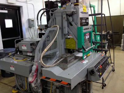 Injection Molding Machines: Newbury Vertical Shuttle 30 Ton 2.7 Oz with ...